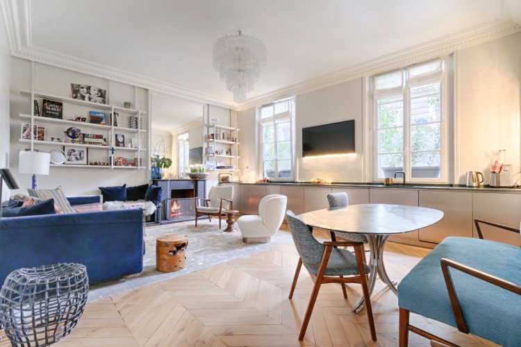 For Sale: Stunning 2 Bedroom Flat Renovated by Talented Architect ...