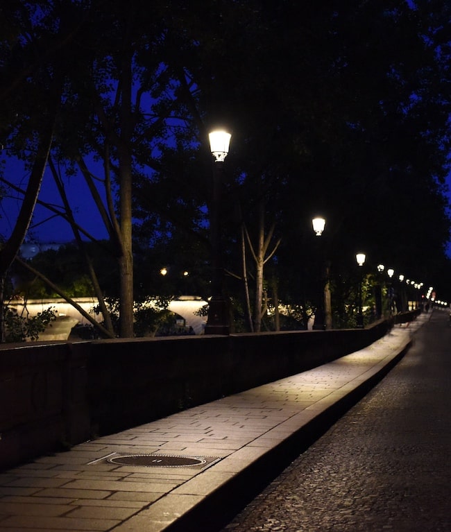 The Île Saint-Louis: An Island Gem in the Heart of Paris | Bonjour Paris