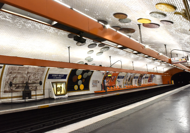 Metro Magic: Show Me the Money | Bonjour Paris