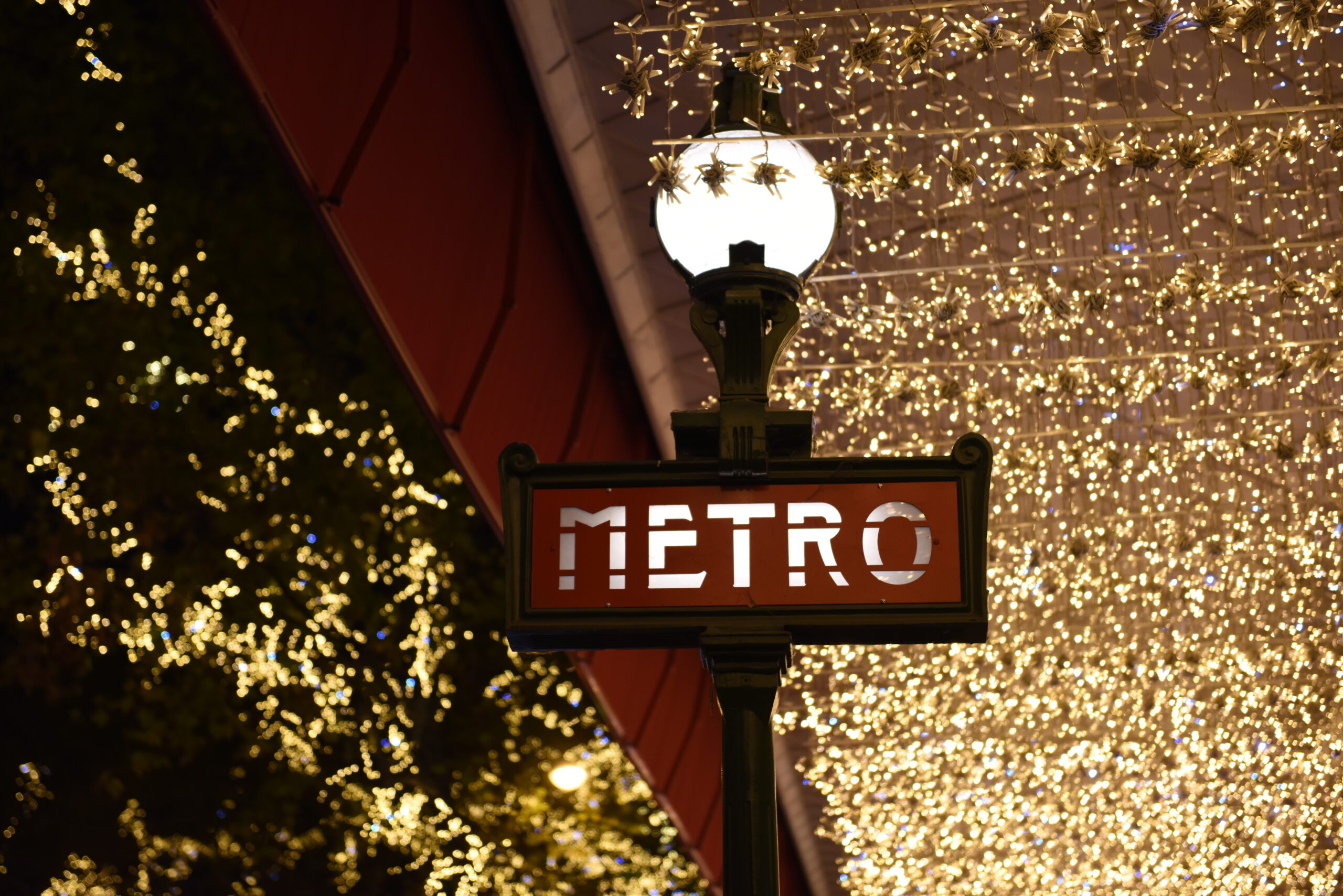 Paris Sparkles for the Holiday Season: A Photo Essay | Bonjour Paris