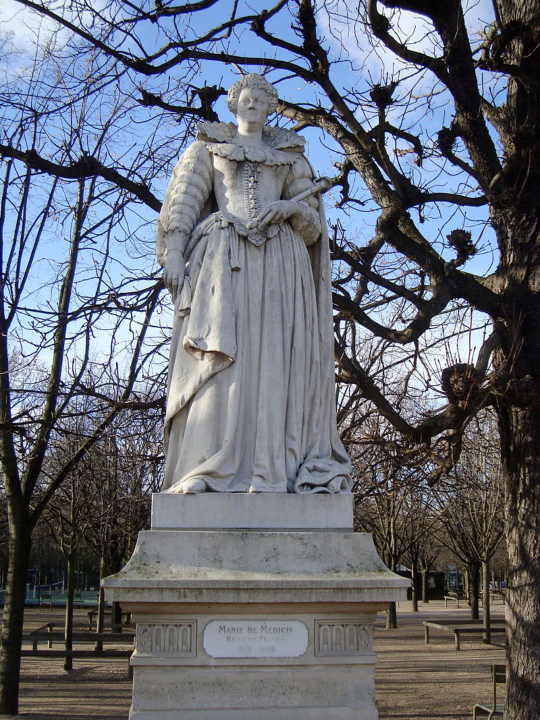 Poppy in Paris: A March Tribute to the City’s Women | Bonjour Paris