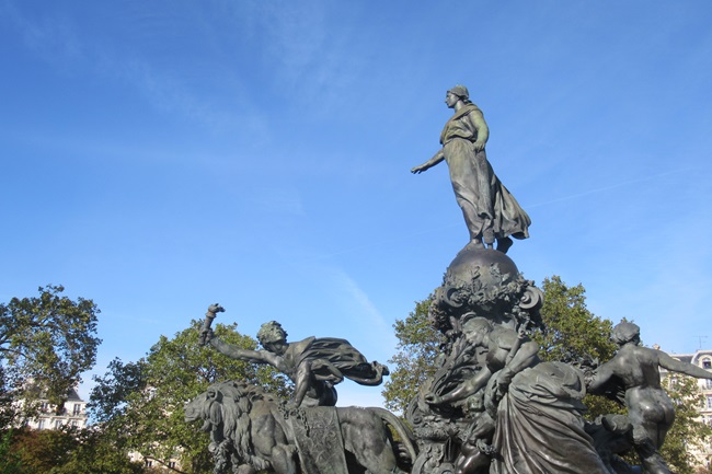 Walk in Paris: Place de la Nation & Picpus Cemetery | Bonjour Paris