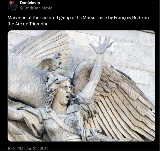 The Smashed Statue in the Arc de Triomphe | Bonjour Paris